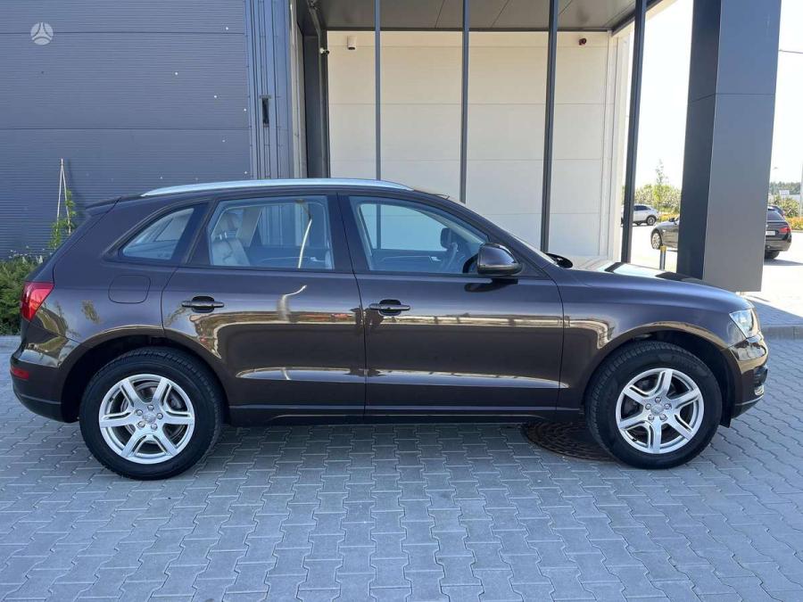 Brūns Audi Q5 2011 Viļņa, ar dzinēja tilpumu 1.97 L un nobraukumu 250 tūkst. km par 7900 €, foto 12 vietnē AUTOMOTO.COM.LV