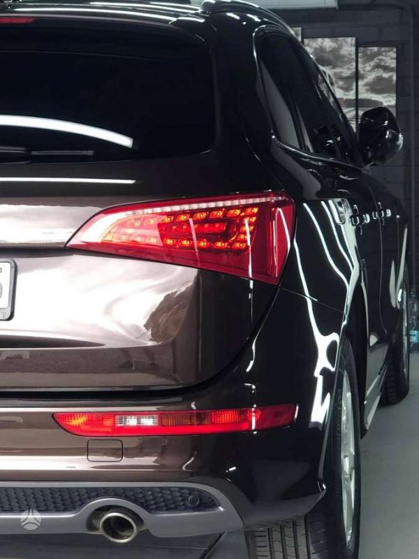 Brown Audi Q5 2011 in Kaunas, with an engine capacity of 3.00 L and mileage of 290 thousand km for 9500 €, photo 5 on AUTOMOTO.COM.LV