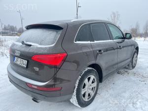 Brown Audi Q5 2012 in Riga, with an engine capacity of 2.00 L and mileage of 191 thousand km for 9100 €, photo 5 on AUTOMOTO.COM.LV