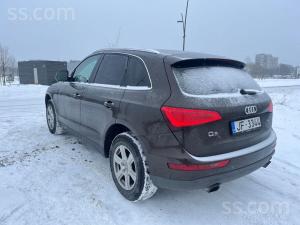 Brown Audi Q5 2012 in Riga, with an engine capacity of 2.00 L and mileage of 191 thousand km for 9100 €, photo 7 on AUTOMOTO.COM.LV