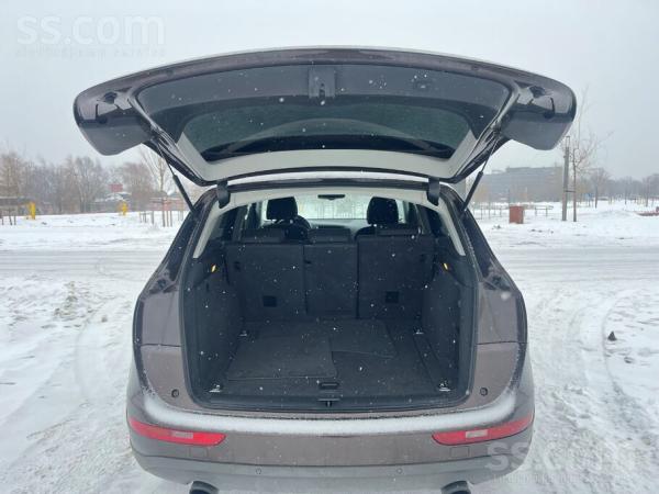 Brown Audi Q5 2012 in Riga, with an engine capacity of 2.00 L and mileage of 191 thousand km for 9100 €, photo 9 on AUTOMOTO.COM.LV