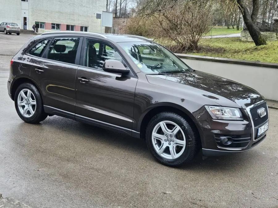 Brūns Audi Q5 2012 Jēkabpils, ar dzinēja tilpumu 2.00 L un nobraukumu 305 tūkst. km par 9990 €, foto 5 vietnē AUTOMOTO.COM.LV