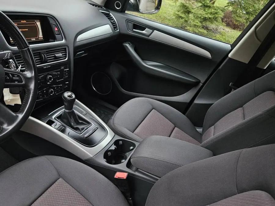 Brūns Audi Q5 2012 Jēkabpils, ar dzinēja tilpumu 2.00 L un nobraukumu 305 tūkst. km par 9990 €, foto 13 vietnē AUTOMOTO.COM.LV