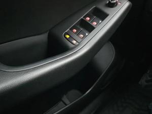 Brūns Audi Q5 2012 Jēkabpils, ar dzinēja tilpumu 2.00 L un nobraukumu 305 tūkst. km par 9990 €, foto 30 vietnē AUTOMOTO.COM.LV