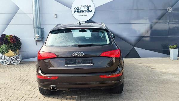 Brown Audi Q5 2012 in Kaunas, with an engine capacity of 1.97 L and mileage of 184 thousand km for 12950 €, photo 9 on AUTOMOTO.COM.LV