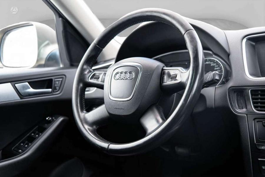 Brūns Audi Q5 2012 Kauņa, ar dzinēja tilpumu 2.00 L un nobraukumu 291 tūkst. km par 9390 €, foto 11 vietnē AUTOMOTO.COM.LV
