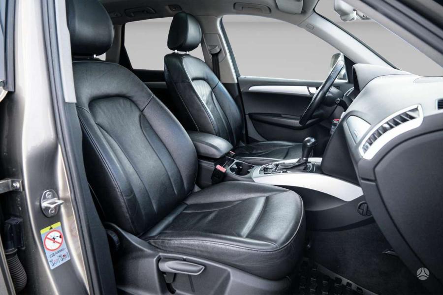 Brūns Audi Q5 2012 Kauņa, ar dzinēja tilpumu 2.00 L un nobraukumu 291 tūkst. km par 9390 €, foto 17 vietnē AUTOMOTO.COM.LV