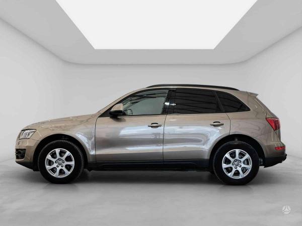 Brown Audi Q5 2012 in Kaunas, with an engine capacity of 2.00 L and mileage of 291 thousand km for 9390 €, photo 4 on AUTOMOTO.COM.LV
