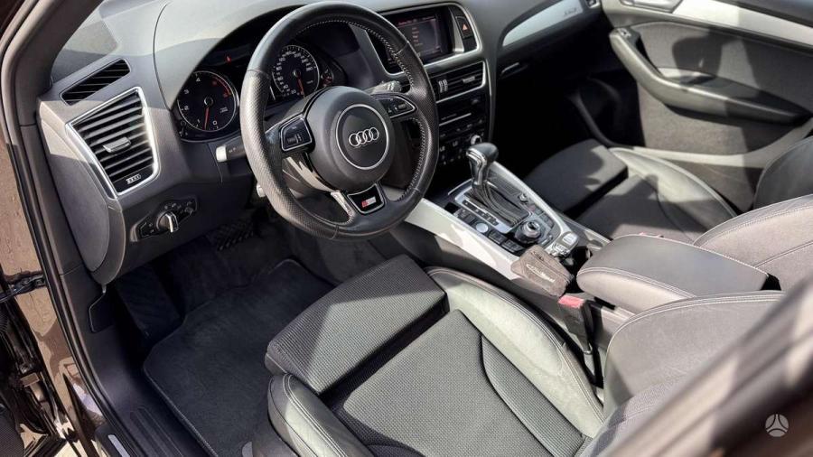 Brown Audi Q5 2012 in Telschi, with an engine capacity of 2.97 L and mileage of 231 thousand km for 12300 €, photo 16 on AUTOMOTO.COM.LV