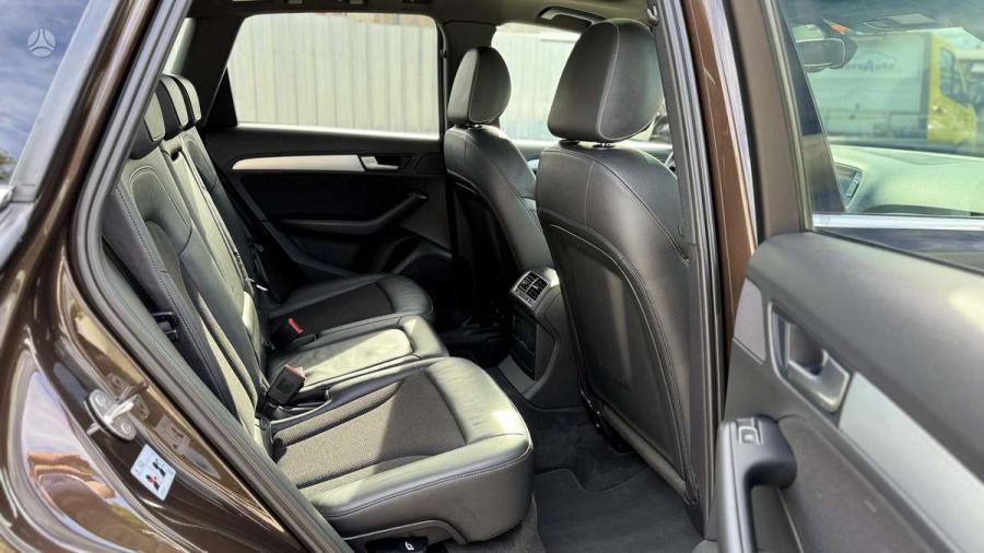 Brown Audi Q5 2012 in Telschi, with an engine capacity of 2.97 L and mileage of 231 thousand km for 12300 €, photo 21 on AUTOMOTO.COM.LV