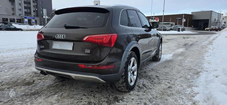Brown Audi Q5 2013 in Kaunas, with an engine capacity of 1.97 L and mileage of 266 thousand km for 11900 €, photo 6 on AUTOMOTO.COM.LV