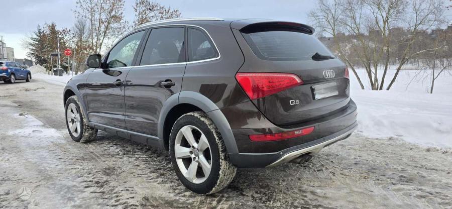 Brown Audi Q5 2013 in Kaunas, with an engine capacity of 1.97 L and mileage of 266 thousand km for 11900 €, photo 8 on AUTOMOTO.COM.LV