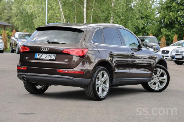 Brown Audi Q5 2013 in Jelgava, with an engine capacity of 2.00 L and mileage of 0 thousand km for 12850 €, photo 4 on AUTOMOTO.COM.LV