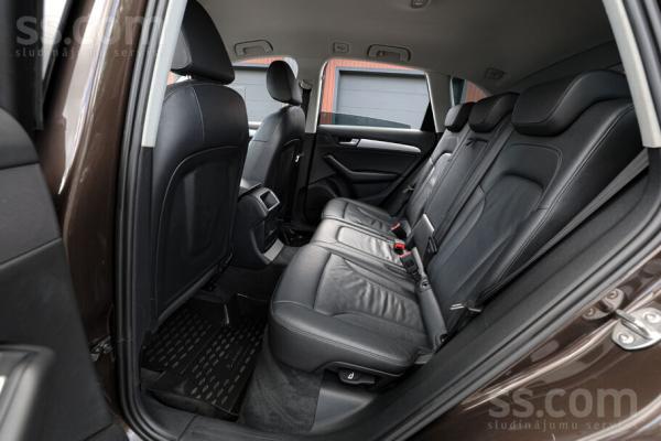 Brown Audi Q5 2013 in Jelgava, with an engine capacity of 2.00 L and mileage of 0 thousand km for 12850 €, photo 10 on AUTOMOTO.COM.LV