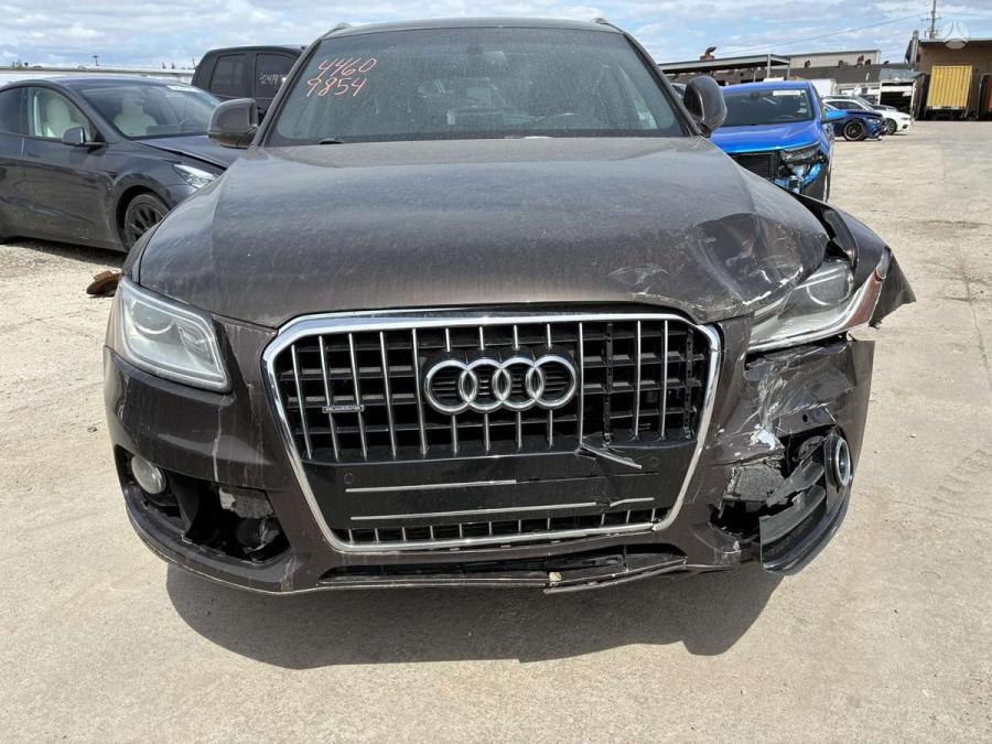 Brown Audi Q5 2013 in Vilnius, with an engine capacity of 1.98 L and mileage of 225 thousand km for 5900 €, photo 4 on AUTOMOTO.COM.LV