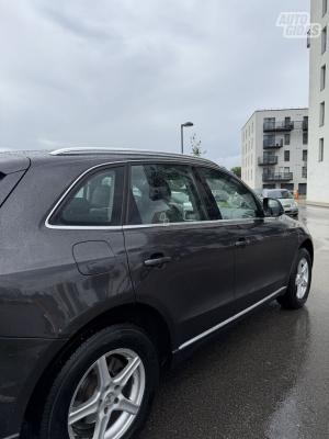 Brown Audi Q5 2013 in Vilnius, with an engine capacity of 2.00 L and mileage of 360 thousand km for 6100 €, photo 4 on AUTOMOTO.COM.LV