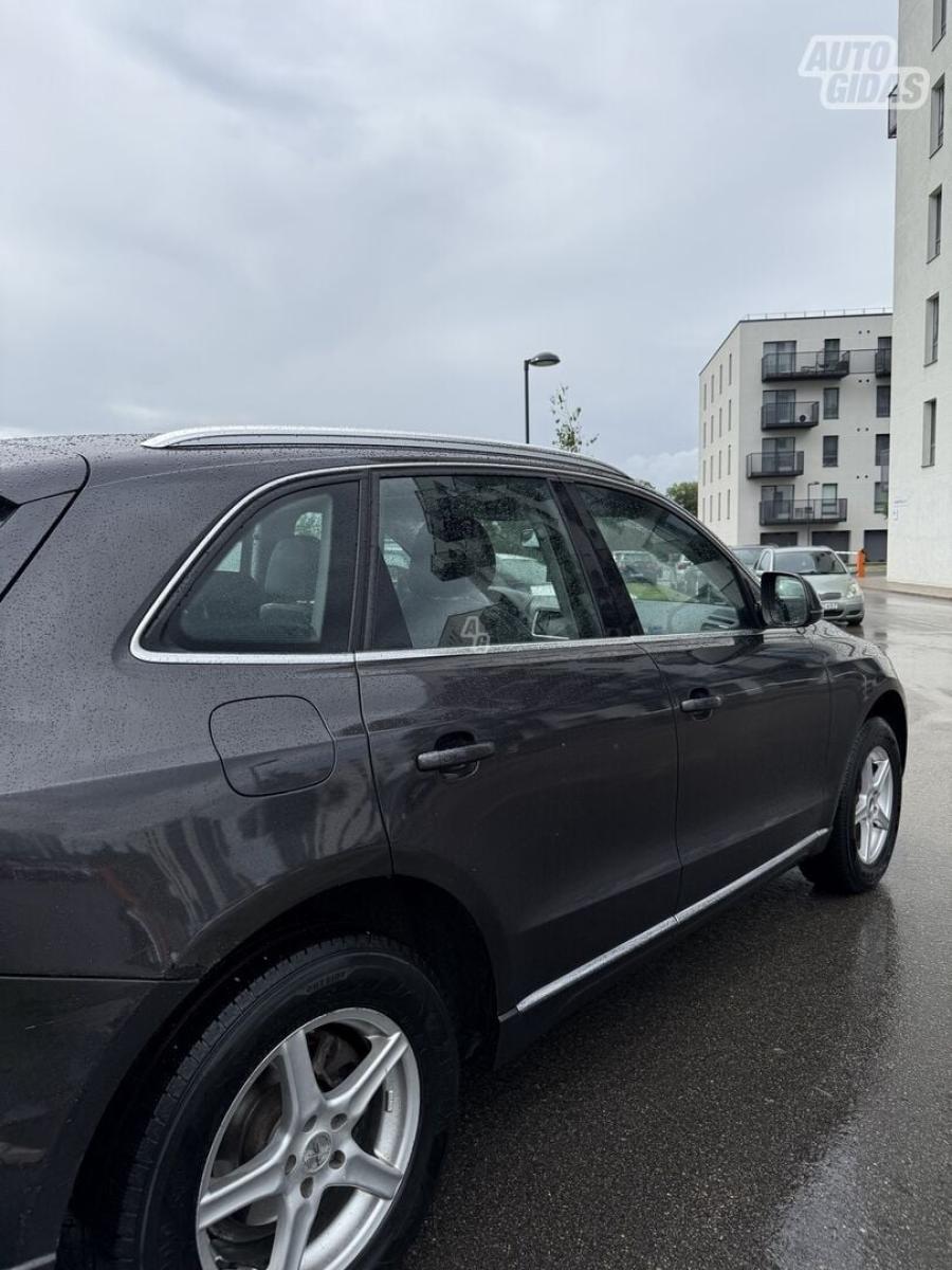 Brown Audi Q5 2013 in Vilnius, with an engine capacity of 2.00 L and mileage of 360 thousand km for 6100 €, photo 4 on AUTOMOTO.COM.LV