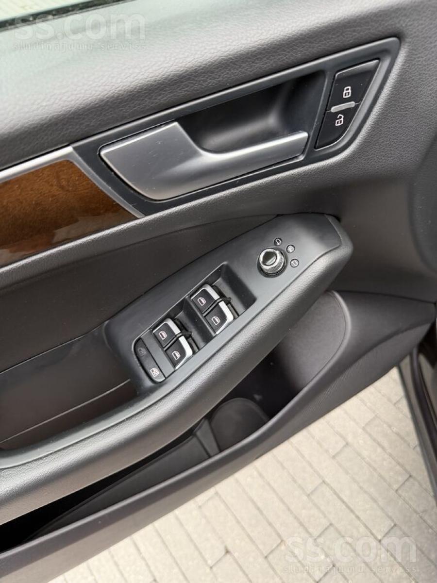 Brown Audi Q5 2013 in Tukums, with an engine capacity of 2.00 L and mileage of 185 thousand km for 12990 €, photo 33 on AUTOMOTO.COM.LV