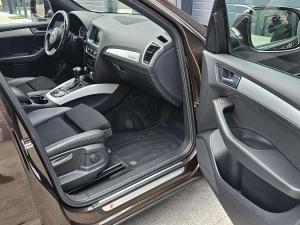 Brūns Audi Q5 2013 Utena, ar dzinēja tilpumu 2.97 L un nobraukumu 273 tūkst. km par 9550 €, foto 22 vietnē AUTOMOTO.COM.LV