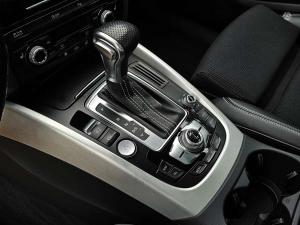 Brūns Audi Q5 2013 Utena, ar dzinēja tilpumu 2.97 L un nobraukumu 273 tūkst. km par 9550 €, foto 24 vietnē AUTOMOTO.COM.LV