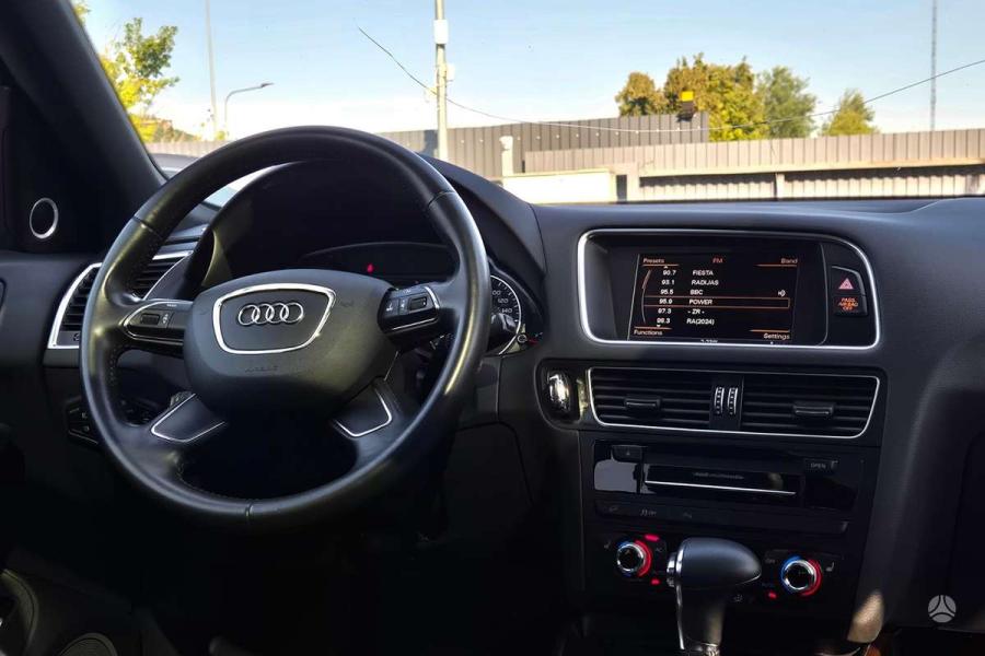 Brown Audi Q5 2013 in Vilnius, with an engine capacity of 1.98 L and mileage of 228 thousand km for 7300 €, photo 15 on AUTOMOTO.COM.LV