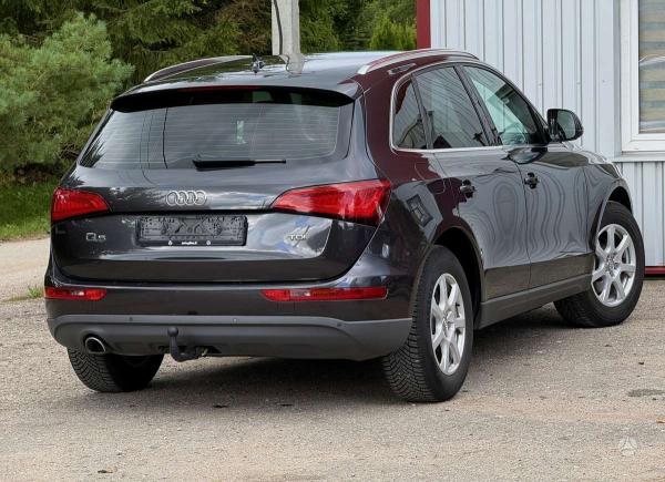 Ауди Ку 5 2013 в Укмерге на AUTOMOTO.COM.LV Коричневый Ауди Ку 5 2013 в Укмерге, объемом двигателя 2.00 л и пробегом 280 тыс. км за 10800 €, фото 4 на AUTOMOTO.COM.LV