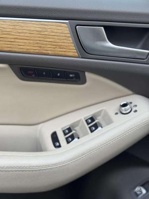 Brown Audi Q5 2013 in Mazeikiai, with an engine capacity of 3.00 L and mileage of 190 thousand km for 13100 €, photo 11 on AUTOMOTO.COM.LV