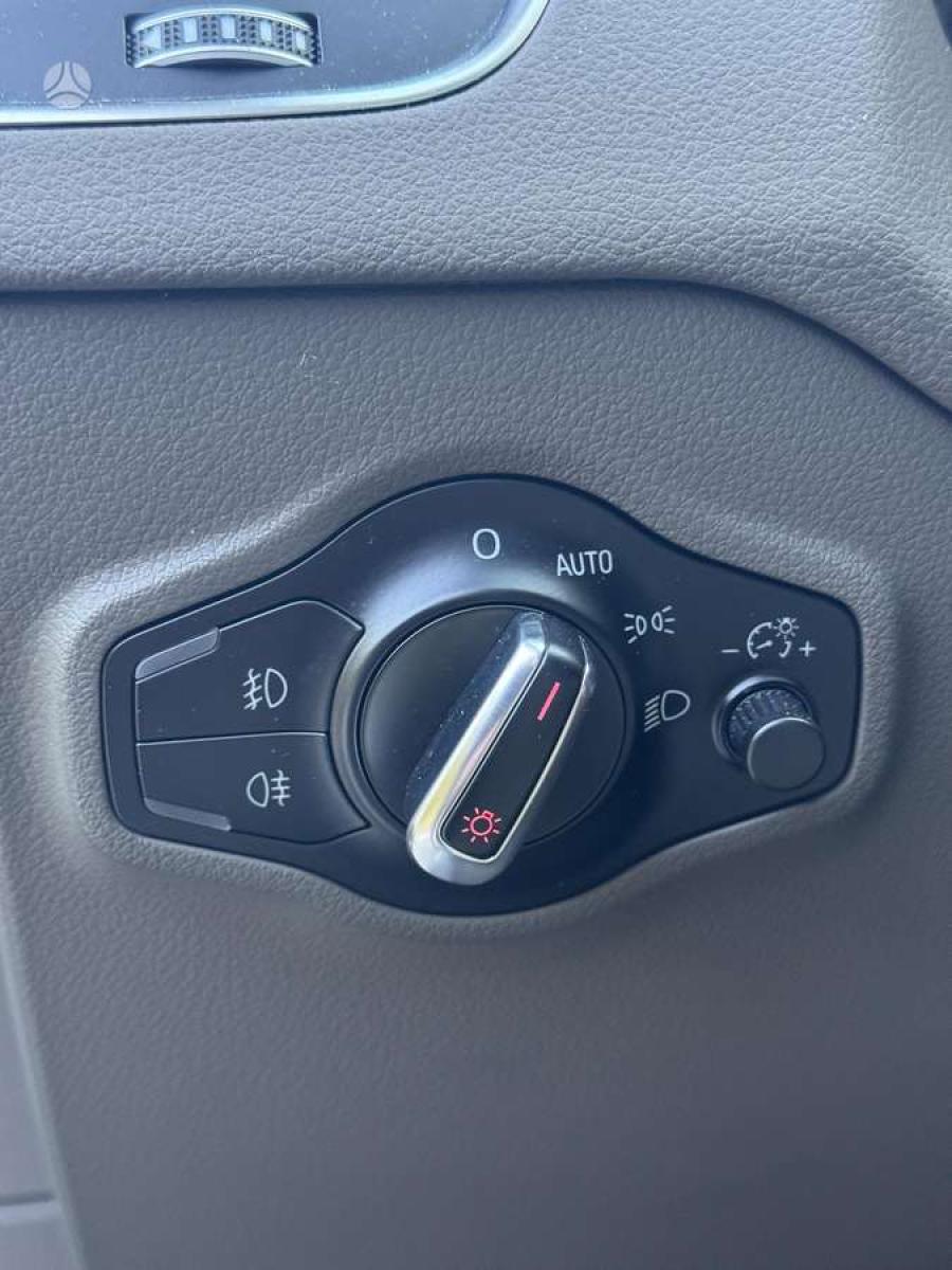 Brown Audi Q5 2013 in Mazeikiai, with an engine capacity of 3.00 L and mileage of 190 thousand km for 13100 €, photo 12 on AUTOMOTO.COM.LV