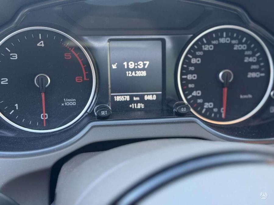 Brown Audi Q5 2013 in Mazeikiai, with an engine capacity of 3.00 L and mileage of 190 thousand km for 13100 €, photo 13 on AUTOMOTO.COM.LV