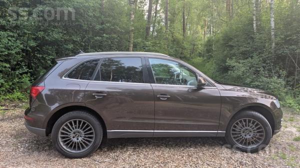 Brown Audi Q5 2014 in Riga, with an engine capacity of 2.00 L and mileage of 235 thousand km for 13500 €, photo 1 on AUTOMOTO.COM.LV
