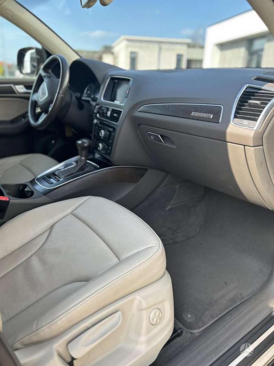 Brown Audi Q5 2014 in Vilnius, with an engine capacity of 2.00 L and mileage of 180 thousand km for 12700 €, photo 8 on AUTOMOTO.COM.LV