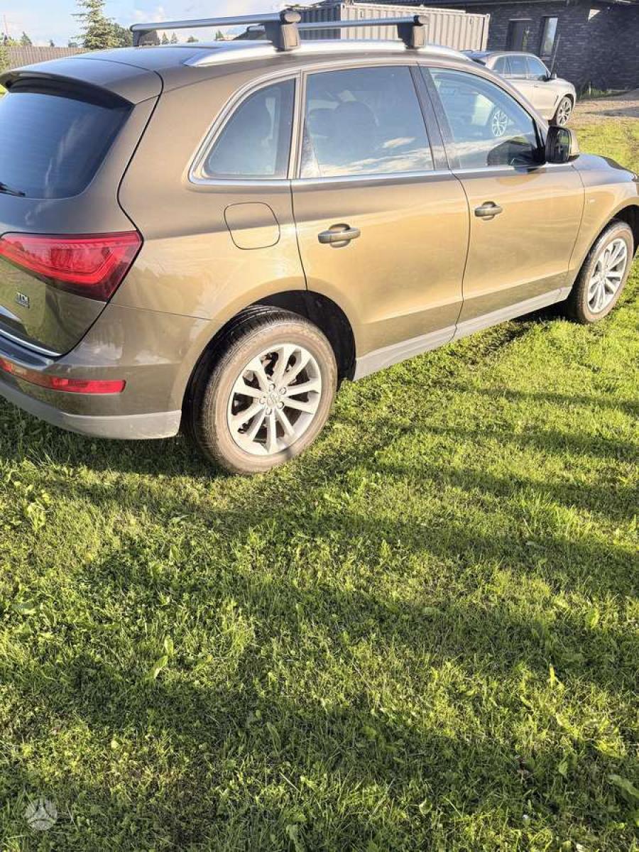 Brown Audi Q5 2015 in Elektrenai, with an engine capacity of 1.97 L and mileage of 28 thousand km for 27000 €, photo 10 on AUTOMOTO.COM.LV