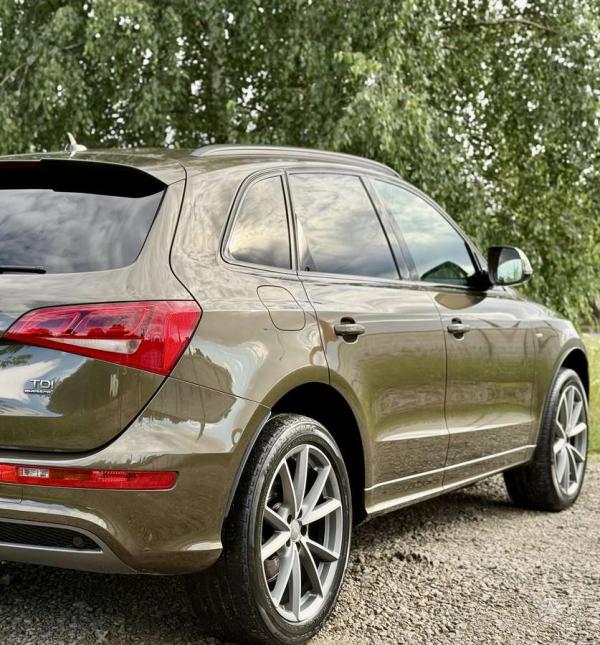 Brown Audi Q5 2016 in Siauliai, with an engine capacity of 1.97 L and mileage of 300 thousand km for 16450 €, photo 8 on AUTOMOTO.COM.LV