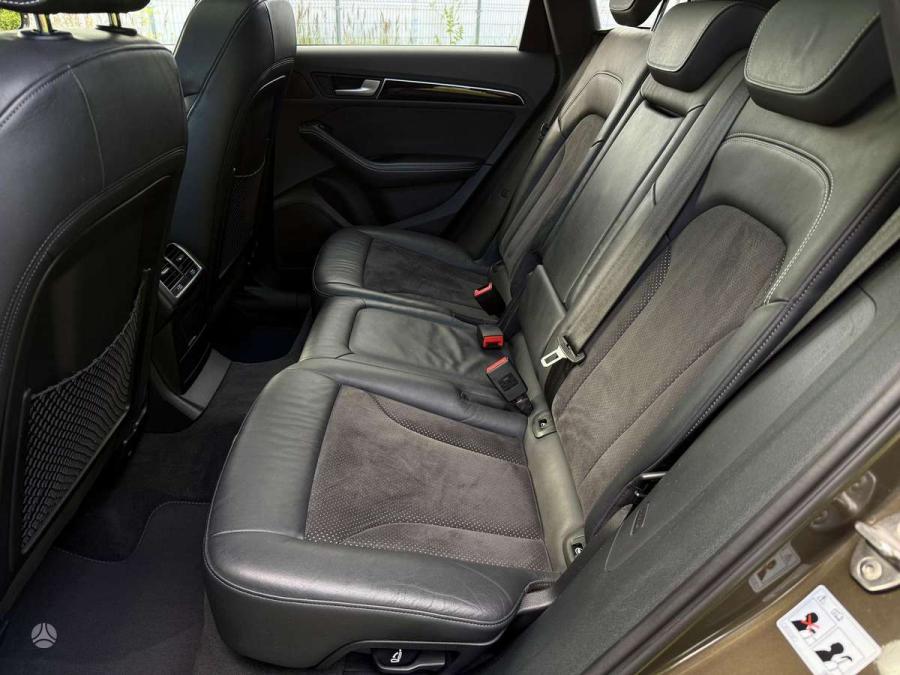 Brūns Audi Q5 2016 Šauļi, ar dzinēja tilpumu 1.97 L un nobraukumu 300 tūkst. km par 16450 €, foto 25 vietnē AUTOMOTO.COM.LV