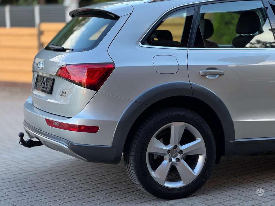 Brown Audi Q5 2016 in Jonava, with an engine capacity of 1.97 L and mileage of 234 thousand km for 13900 €, photo 14 on AUTOMOTO.COM.LV