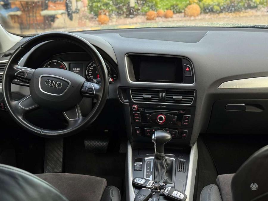 Brown Audi Q5 2016 in Jonava, with an engine capacity of 1.97 L and mileage of 234 thousand km for 13900 €, photo 18 on AUTOMOTO.COM.LV