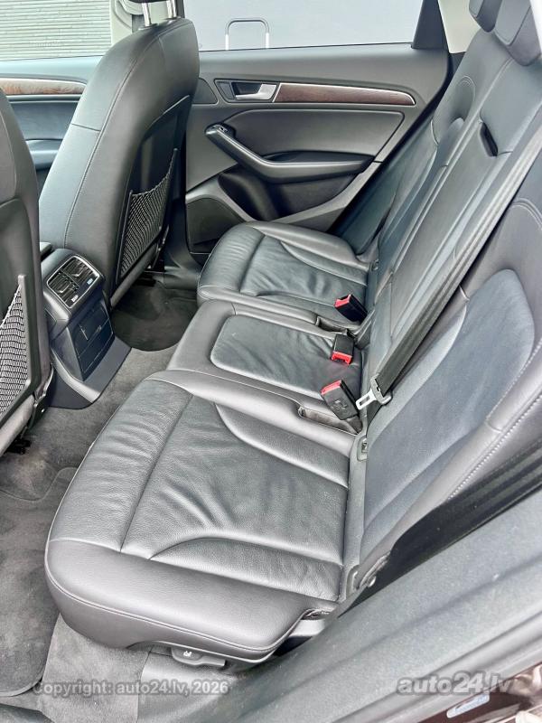 Brown Audi Q5 2016 in Tallinn, with an engine capacity of 2.00 L and mileage of 93 thousand km for 15990 €, photo 8 on AUTOMOTO.COM.LV
