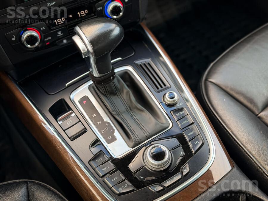 Brown Audi Q5 2017 in Riga, with an engine capacity of 2.00 L and mileage of 0 thousand km for 15900 €, photo 9 on AUTOMOTO.COM.LV