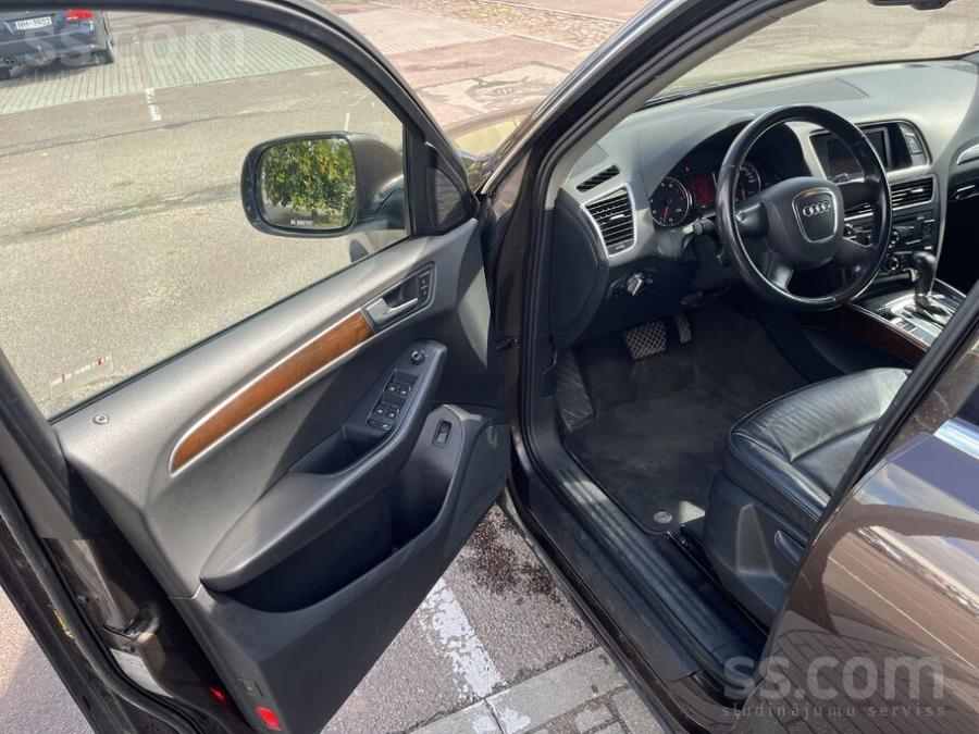 Brūns Audi Q5 2011 Liepāja, ar dzinēja tilpumu 2.00 L un nobraukumu 212 tūkst. km par 9500 €, foto 15 vietnē AUTOMOTO.COM.LV