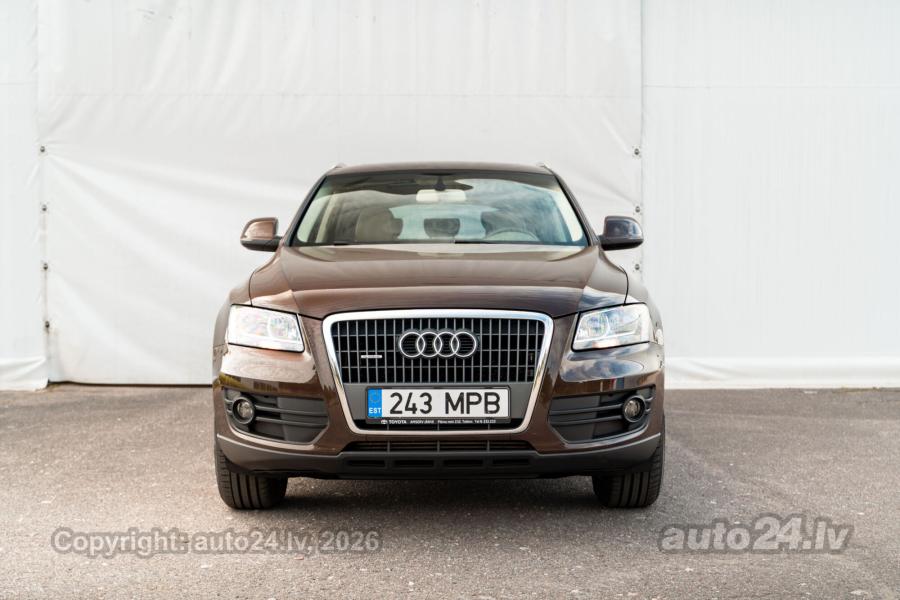Brown Audi Q5 2012 in Tartu, with an engine capacity of 2.00 L and mileage of 239 thousand km for 9900 €, photo 5 on AUTOMOTO.COM.LV