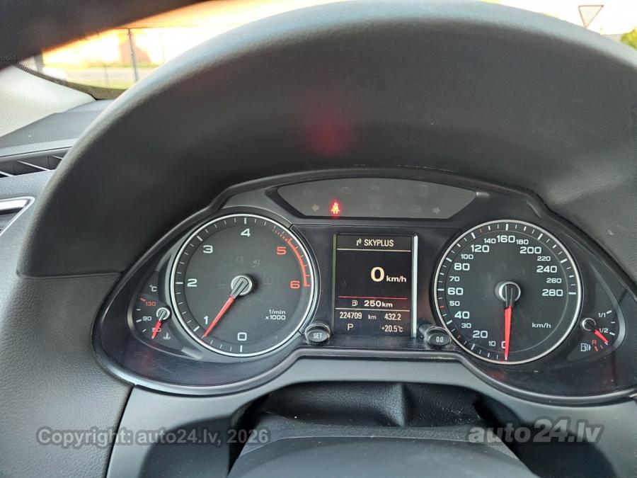 Brown Audi Q5 2013 in Paide, with an engine capacity of 3.00 L and mileage of 225 thousand km for 12850 €, photo 13 on AUTOMOTO.COM.LV