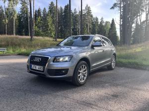 Audi Q5 2009 in Anyksciai, with an engine capacity of 2.00 L and mileage of 377 thousand km for 7700 €, photo 4 on AUTOMOTO.COM.LV