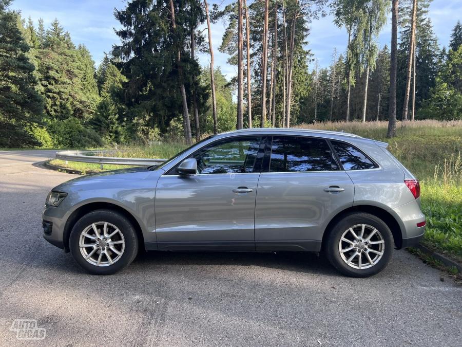 Audi Q5 2009 in Anyksciai, with an engine capacity of 2.00 L and mileage of 377 thousand km for 7700 €, photo 5 on AUTOMOTO.COM.LV