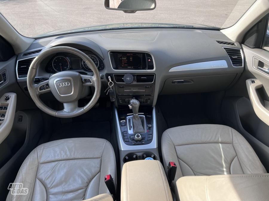 Audi Q5 2009 in Anyksciai, with an engine capacity of 2.00 L and mileage of 377 thousand km for 7700 €, photo 10 on AUTOMOTO.COM.LV