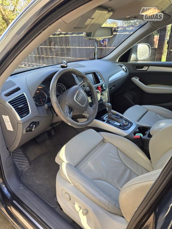 Audi Q5 2008 in Ukmerge, with an engine capacity of 3.00 L and mileage of 340 thousand km for 7000 €, photo 5 on AUTOMOTO.COM.LV