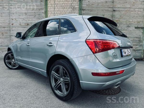 Audi Q5 2009 Cēsis, ar dzinēja tilpumu 3.00 L un nobraukumu 0 tūkst. km par 9300 €, foto 8 vietnē AUTOMOTO.COM.LV