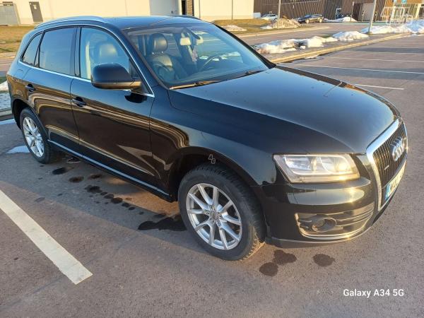 Audi Q5 2009 in Klaipeda, with an engine capacity of 3.20 L and mileage of 211 thousand km for 6350 €, photo 1 on AUTOMOTO.COM.LV