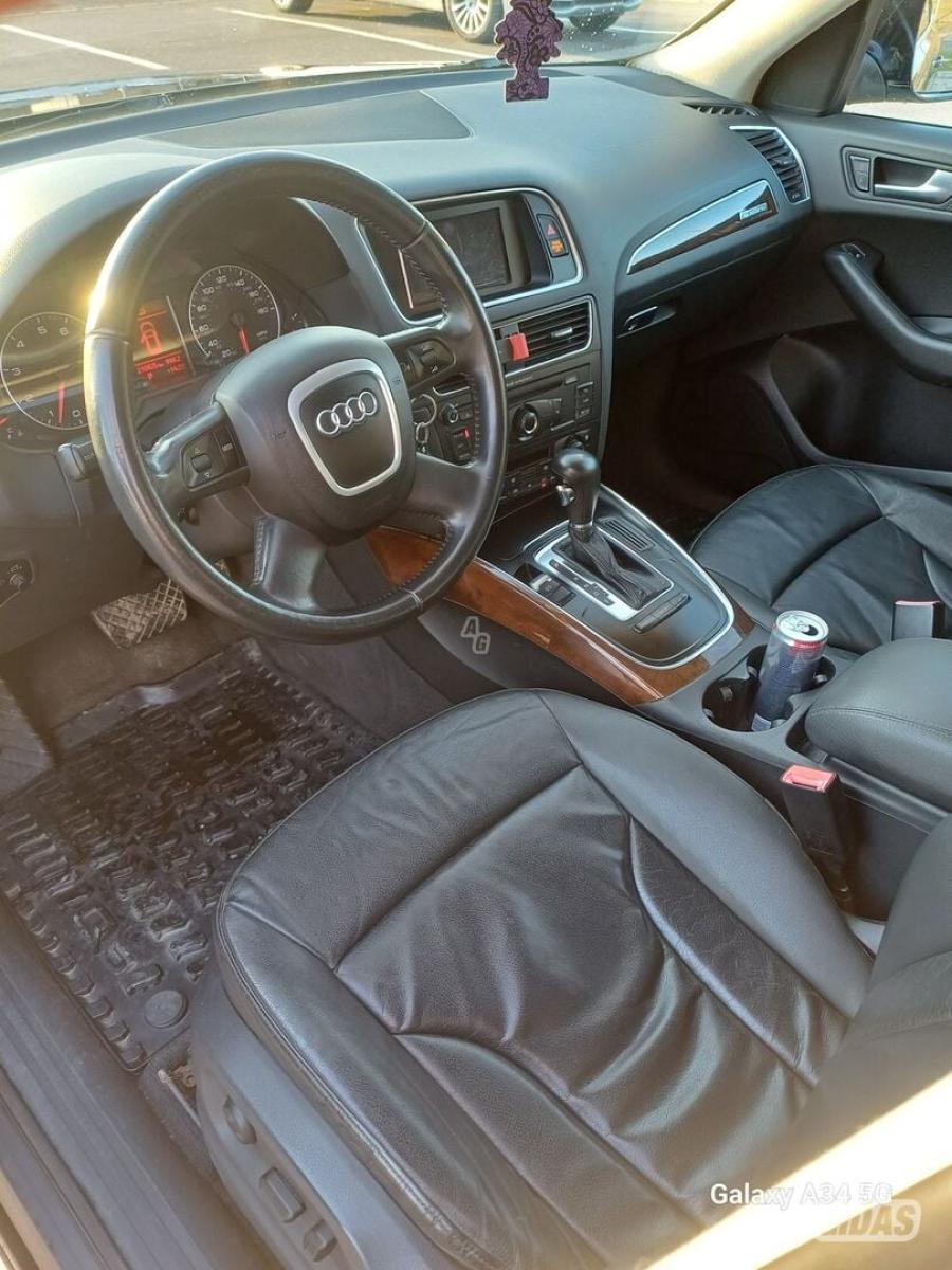 Audi Q5 2009 Klaipėda, ar dzinēja tilpumu 3.20 L un nobraukumu 211 tūkst. km par 5900 €, foto 10 vietnē AUTOMOTO.COM.LV