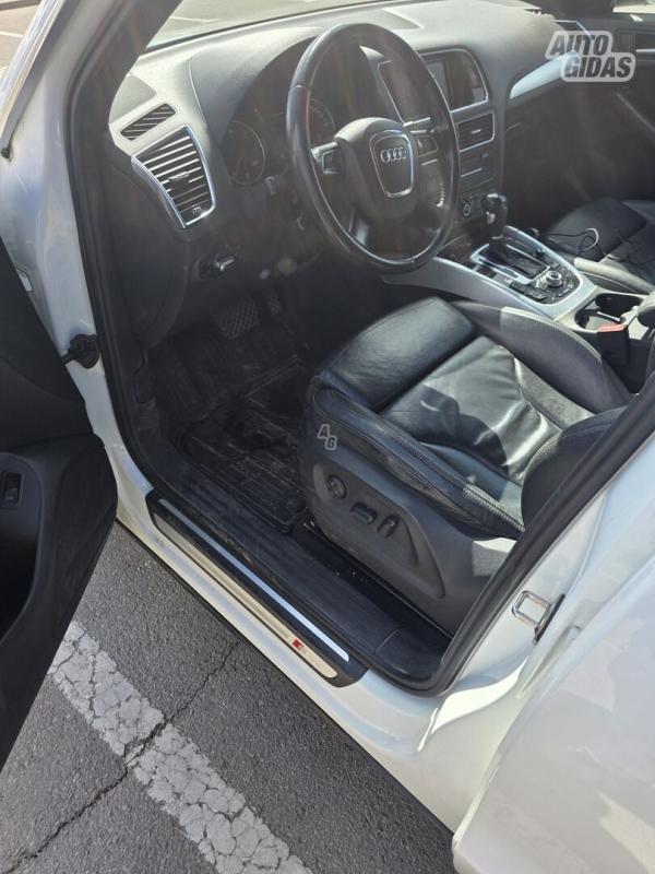 Audi Q5 2009 in Panevezys, with an engine capacity of 2.00 L and mileage of 243 thousand km for 8900 €, photo 7 on AUTOMOTO.COM.LV