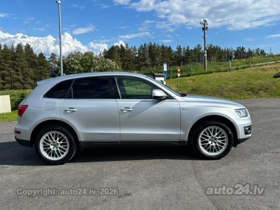 Audi Q5 2009 in Narva, with an engine capacity of 3.00 L and mileage of 278 thousand km for 6990 €, photo 7 on AUTOMOTO.COM.LV